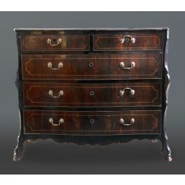 1168-Gran cómoda mallorquina s. XVIII. Realizada en madera de jacaranda ...