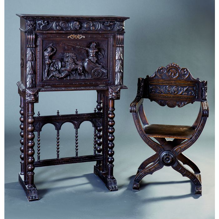 1191-Lote formado por bargueño en madera tallada con soporte en pie de ...