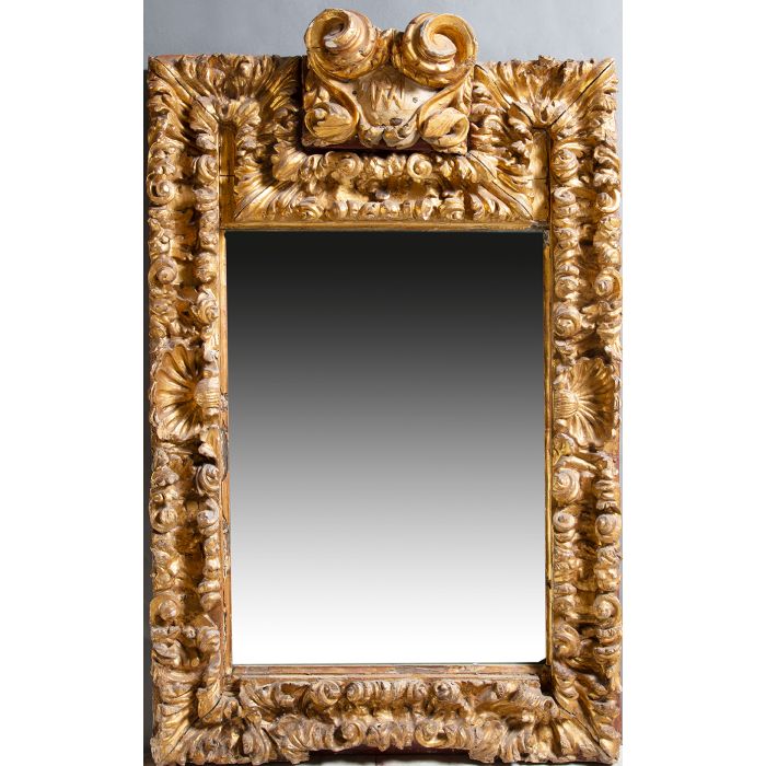 727-Gran espejo barroco s. XVIII. En madera tallada y dorada de motivos ...