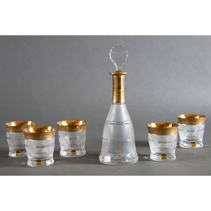 502-MOSER Conocido como «El Cristal de Reyes», es el proveedor oficial ...